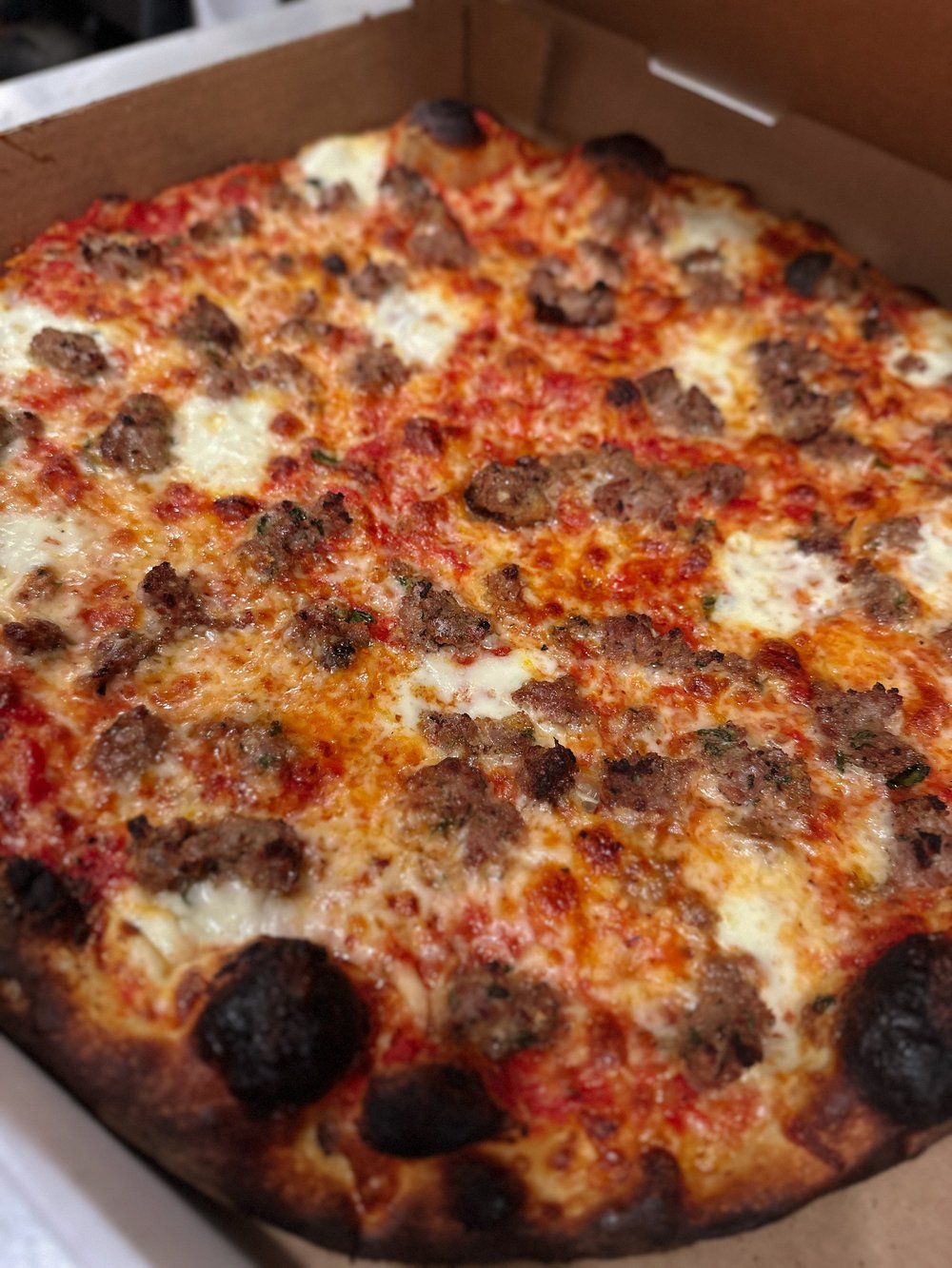 Our Pizza — Zee's Pizzeria