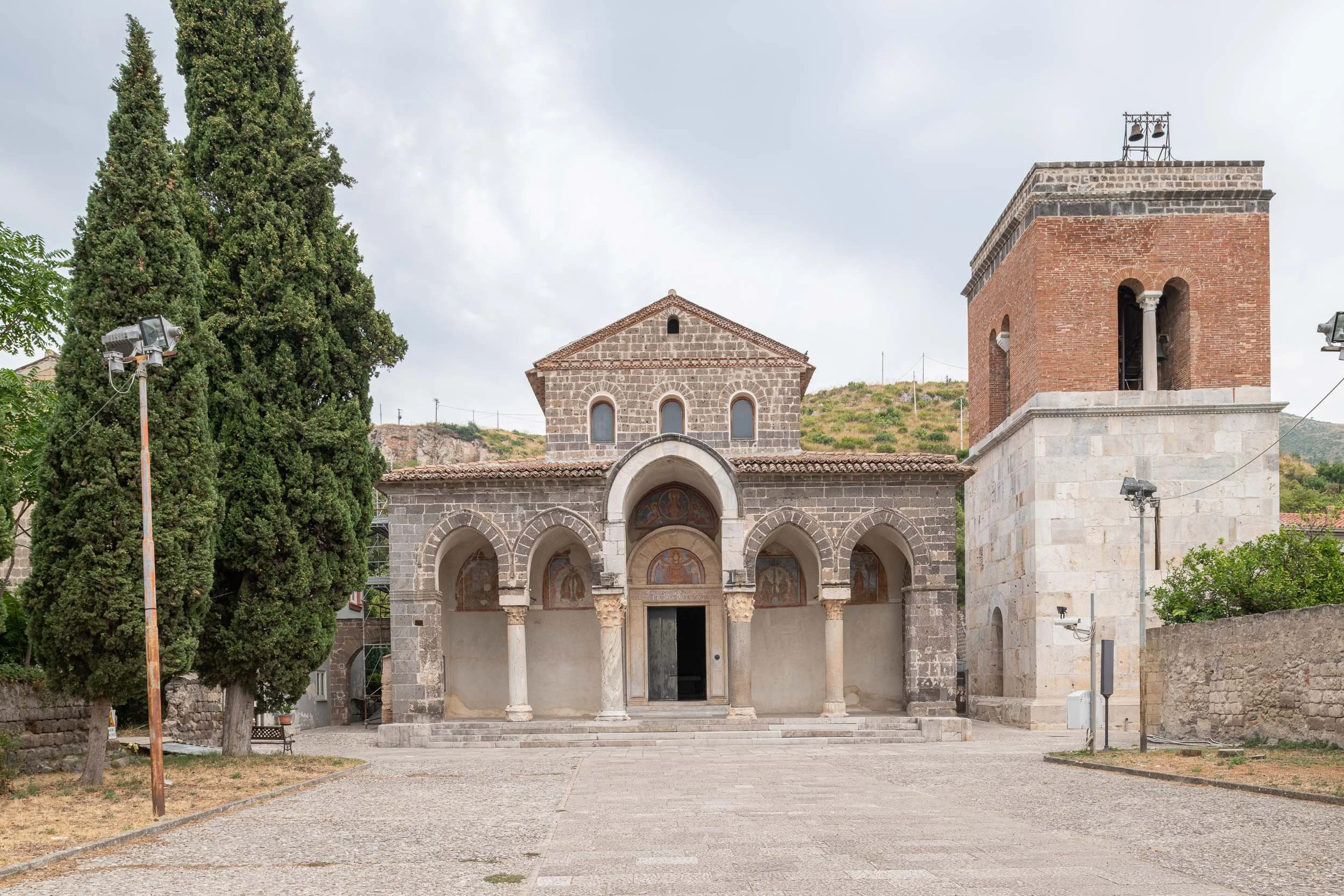 Abbazia di Sant'Angelo in Formis — Mariano De Angelis