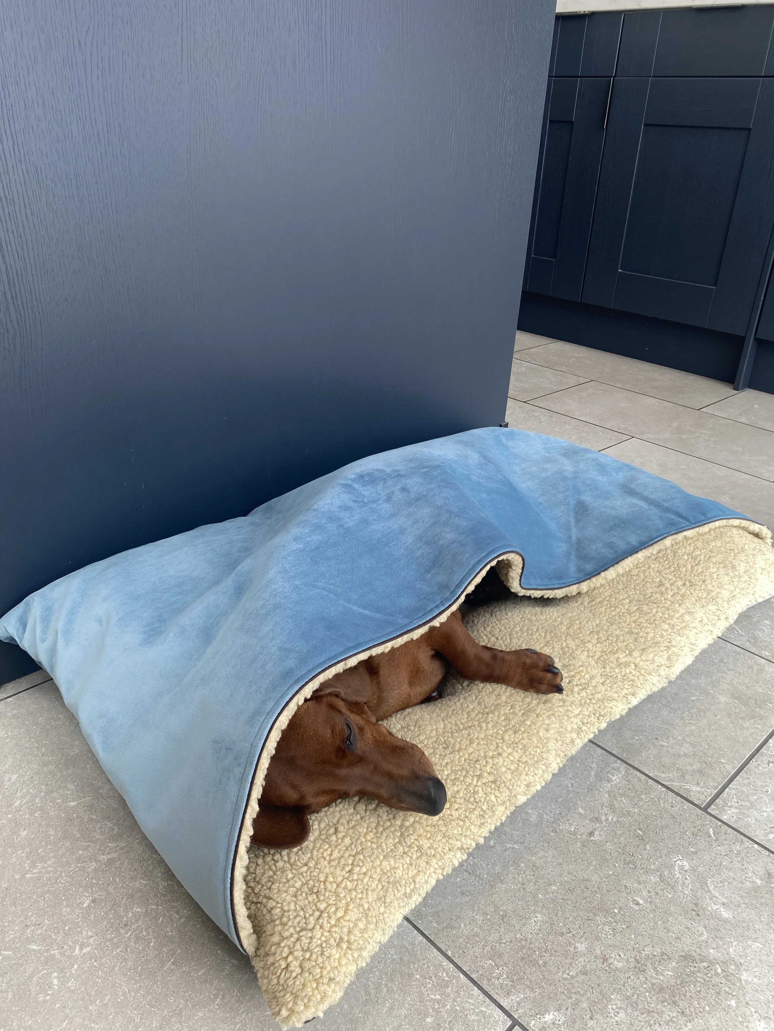 Store 2 — The Sausage Pit