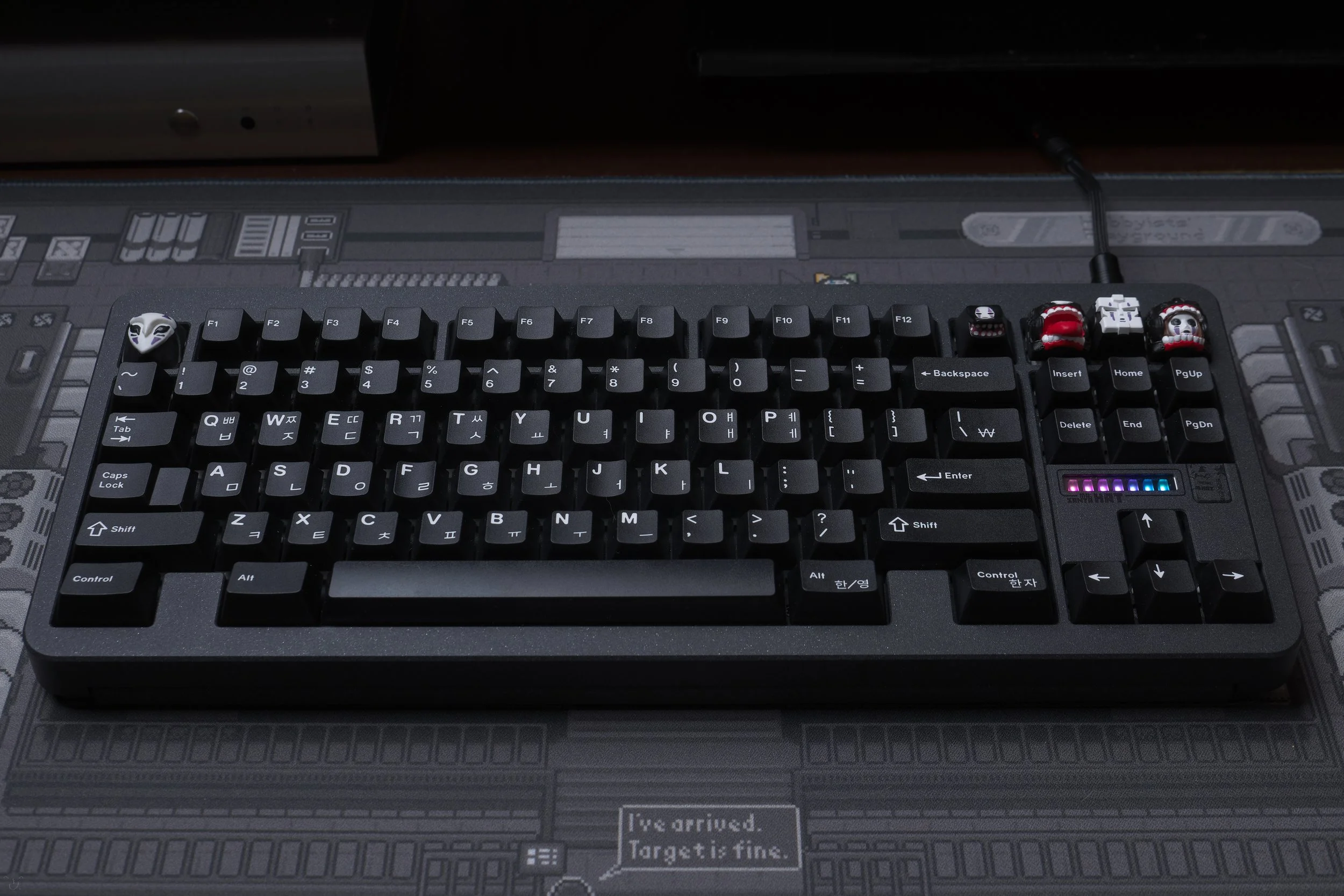 Matrix Lab IM+ Mr Hat [Santa] — Lightning Keyboards