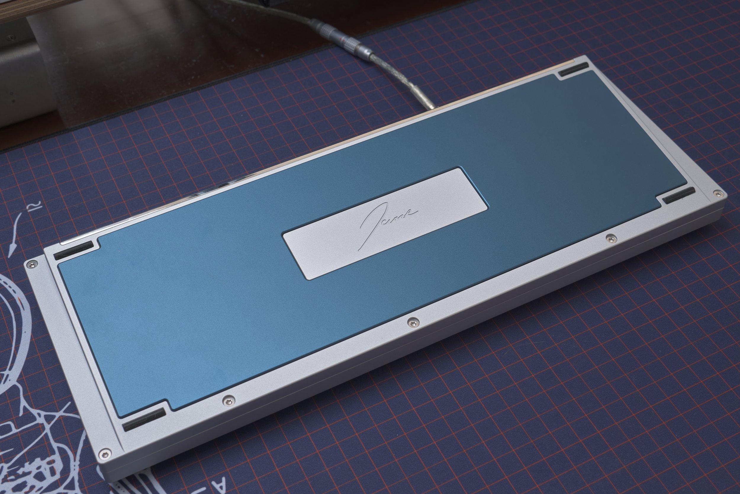 Tgr Jane V2 Me (silver Blue) — Lightning Keyboards