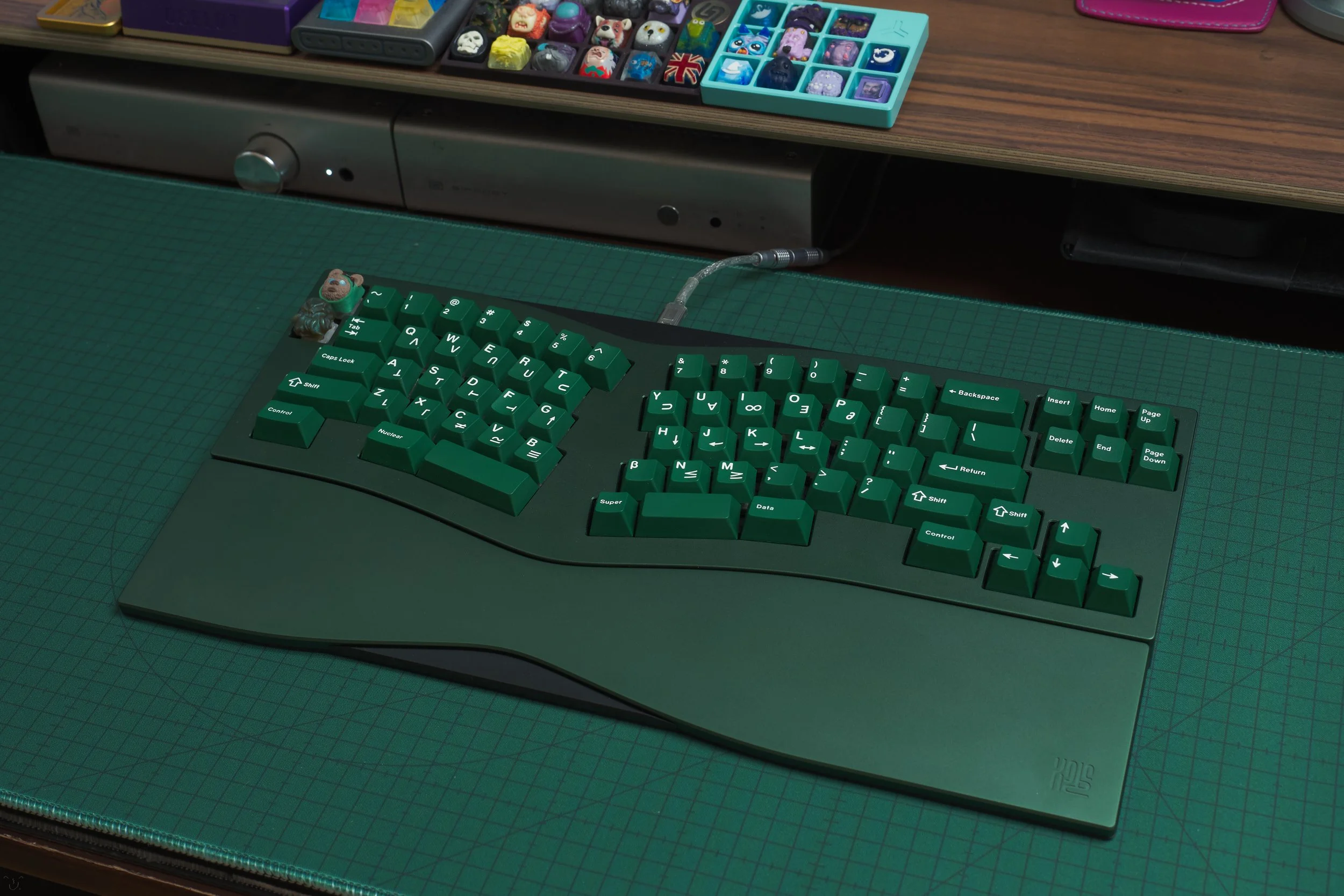 Fox Lab Sand Glass Ergo FRL — Lightning Keyboards