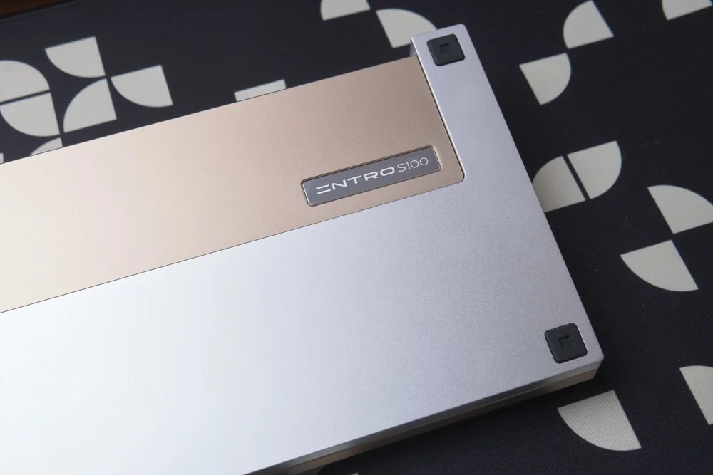 Vertex Intro S100 — Lightning Keyboards