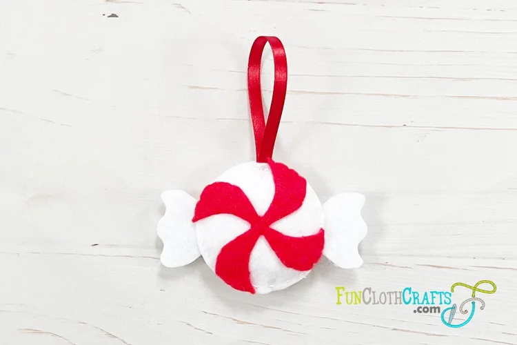 Easy DIY Felt Candy Ornaments and Decorations | Fun Cloth Crafts - Felt ...