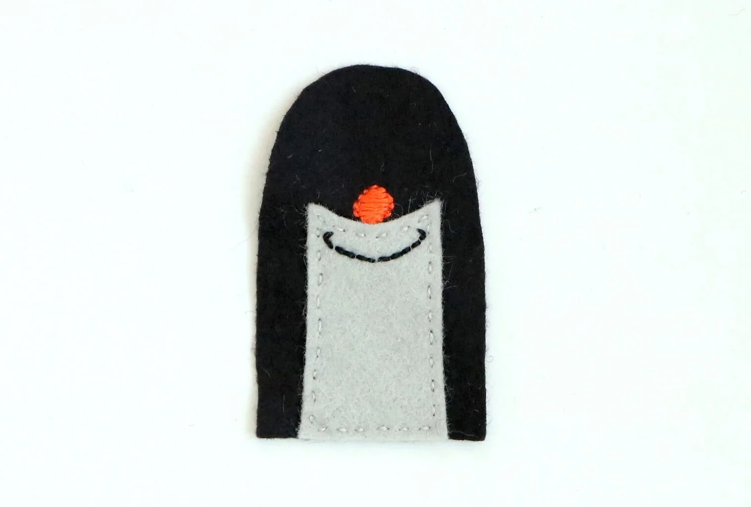 Mole finger puppet (free pattern) | Fun Cloth Crafts - Felt Craft Patterns