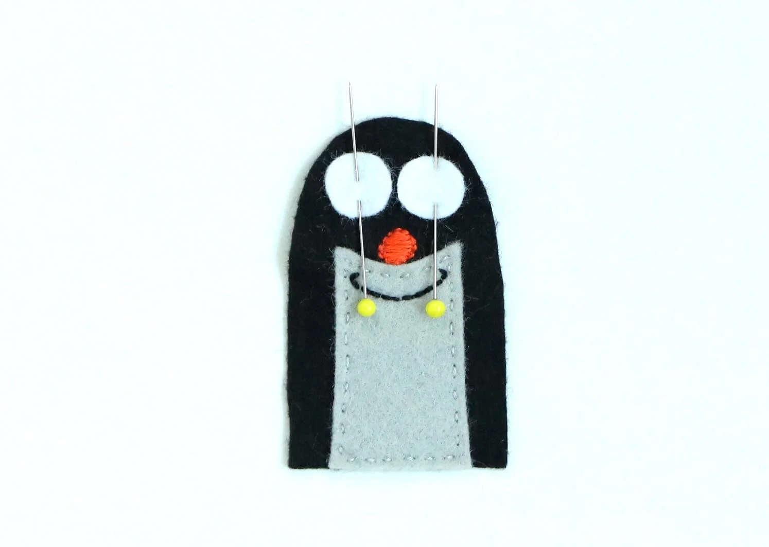 Mole finger puppet (free pattern) | Fun Cloth Crafts - Felt Craft Patterns