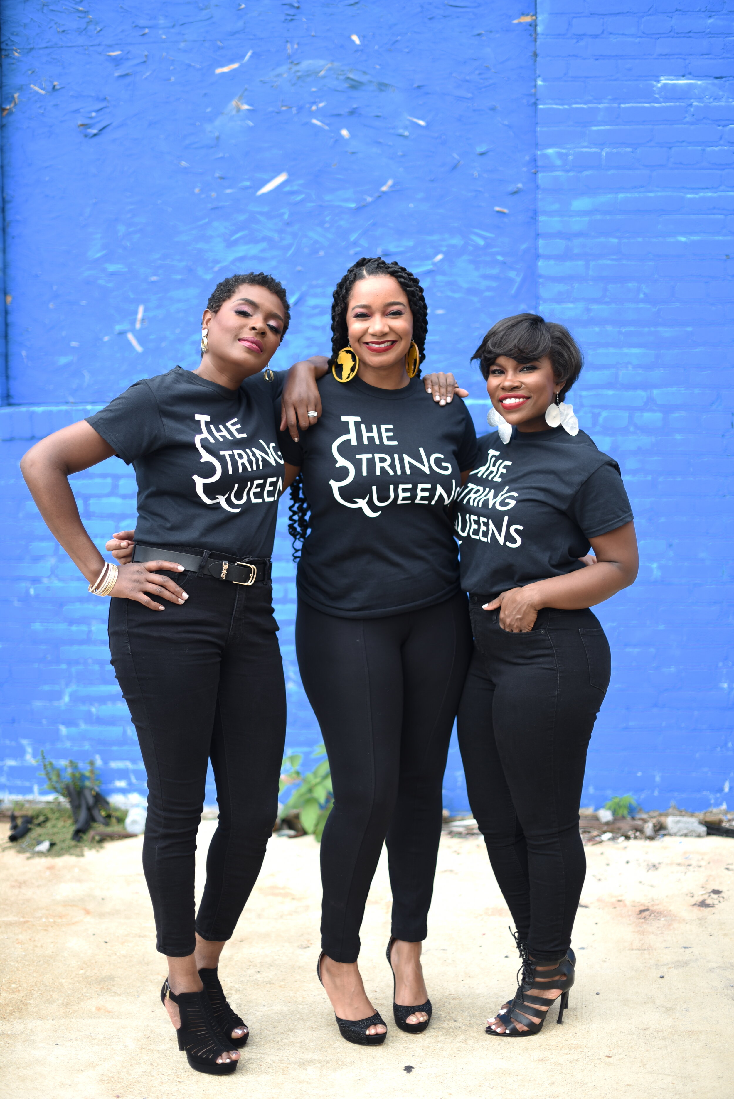 GALLERY — The String Queens