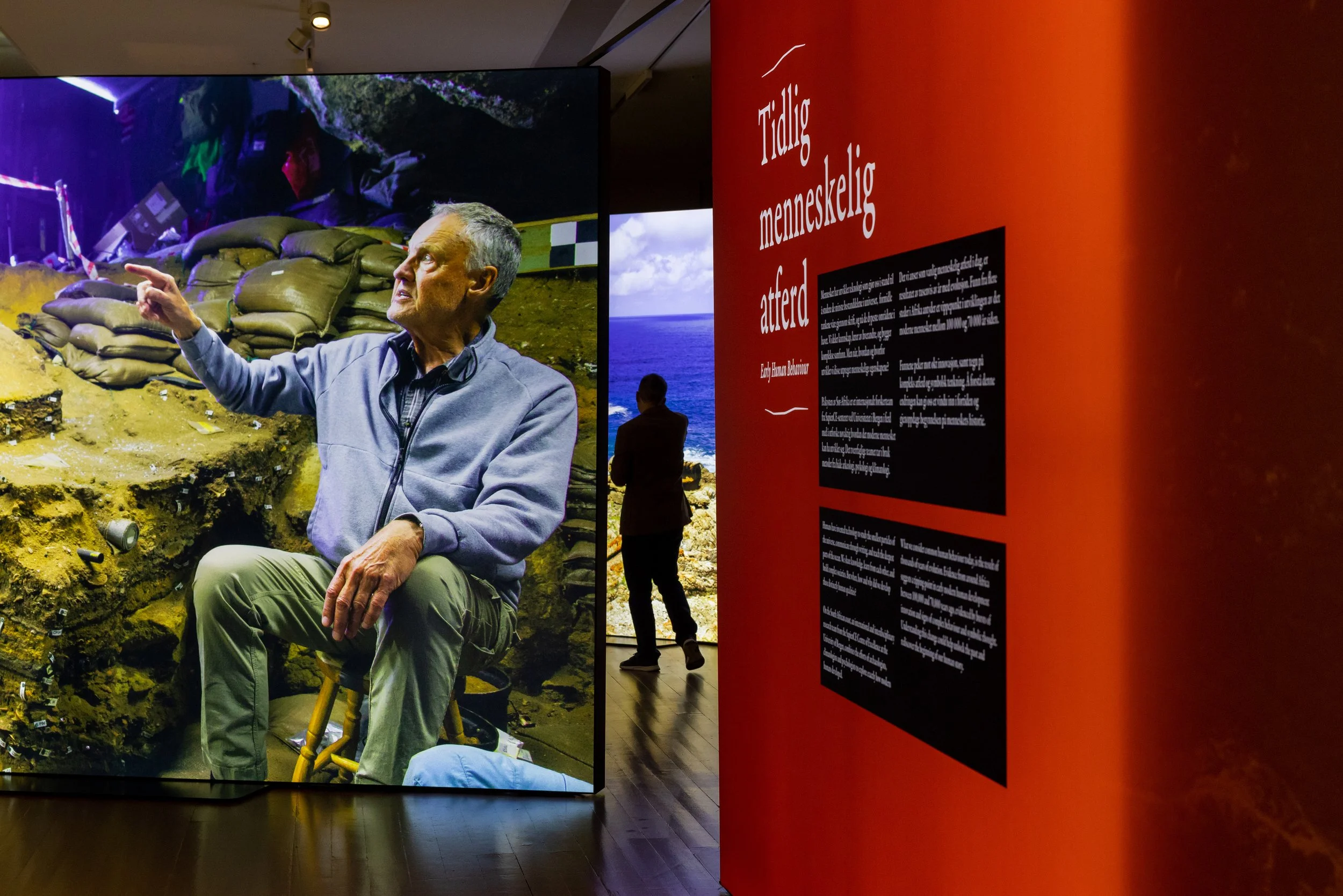 University Museum of Bergen - Early Human Behaviour — Studio Louter