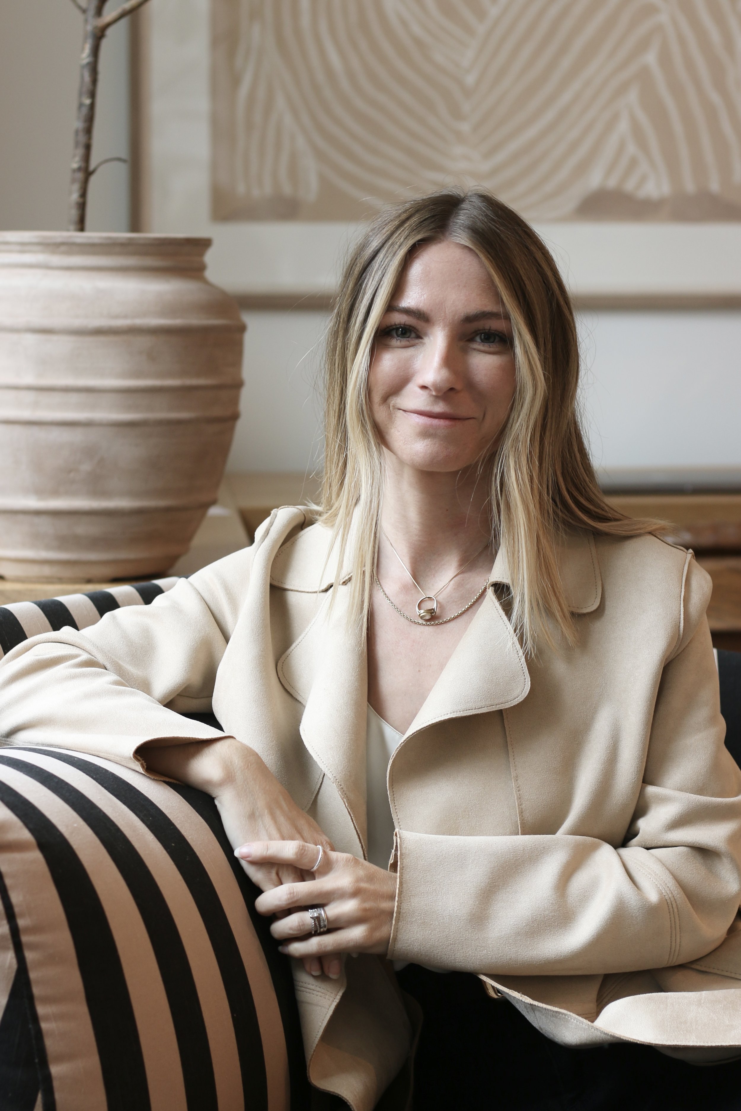 ABOUT — april tomlin interiors