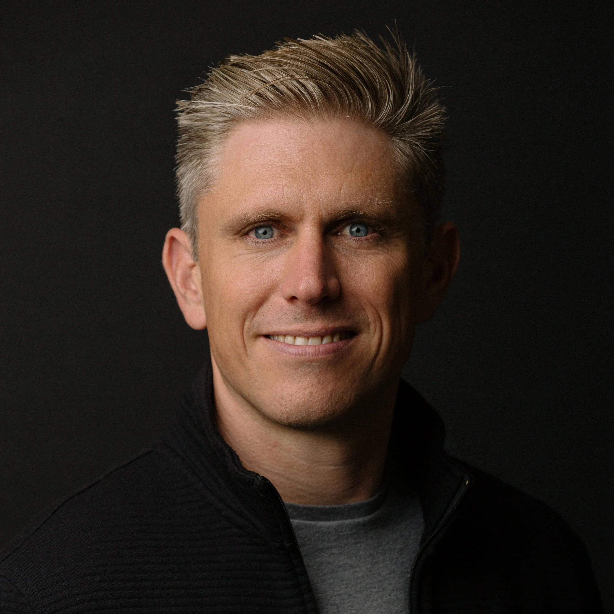 Professional headshots - Headshots Los Angeles - Mark Lee Foto