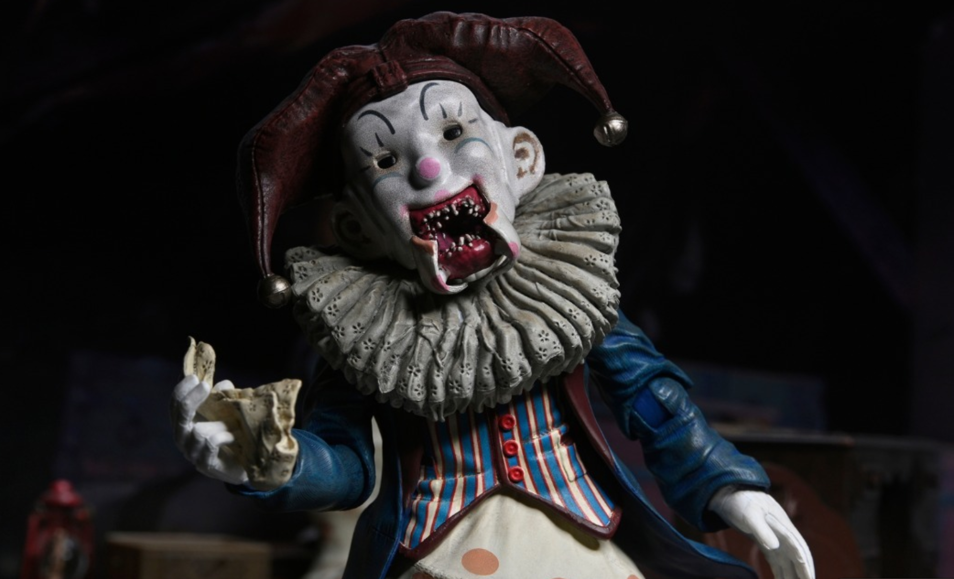 Neca Unleashing KRAMPUS And "Der Klown" Deluxe Figures To Add To Your ...