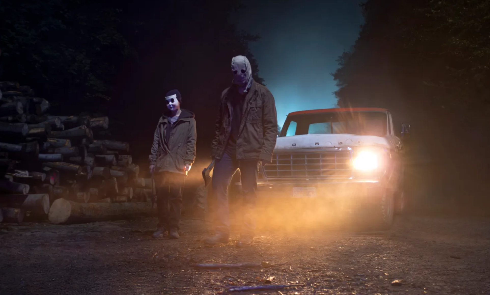 First Images From "Chapter 1" Of 'THE STRANGERS TRILOGY' Brings The ...