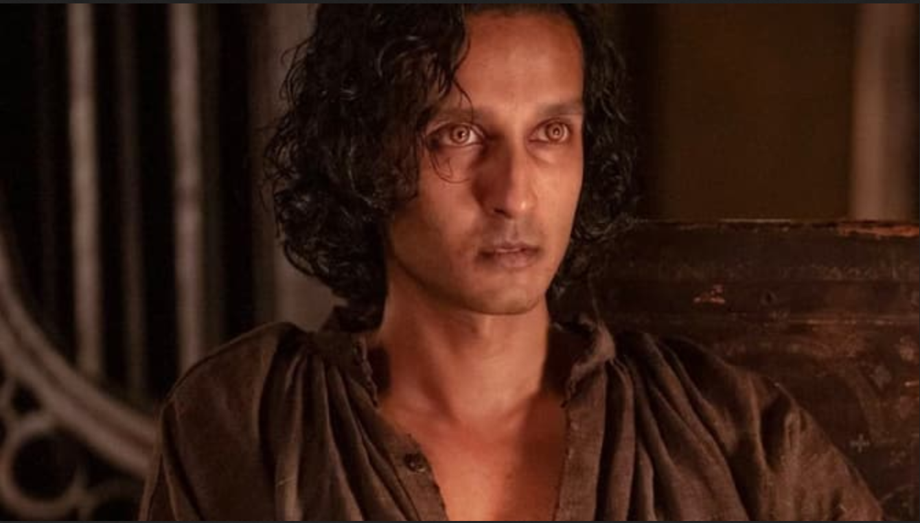 Louis And Claudia Battle The Théâtre Des Vampires In New Season 2 ...