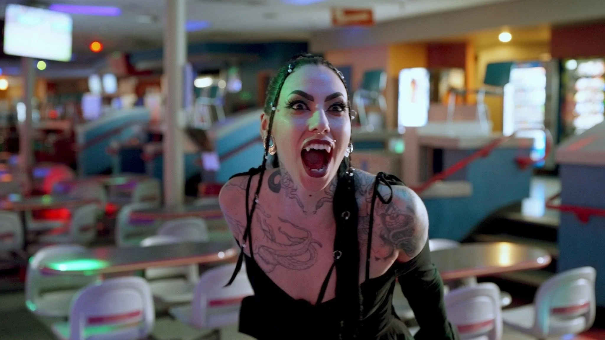 "ONLYFANGS" (2025) Has Heart, But Lacks Bite (REVIEW) — Macabre Daily