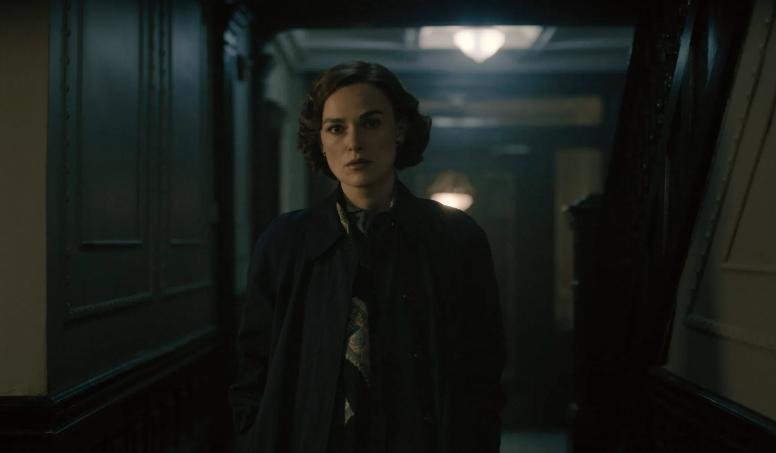 Keira Knightley Hunts a Serial Killer in Hulu’s 'THE BOSTON STRANGLER ...