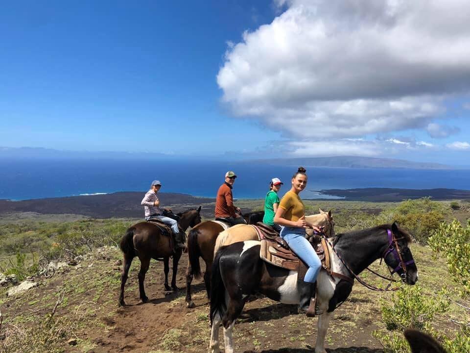HORSEBACK RIDING MAUI