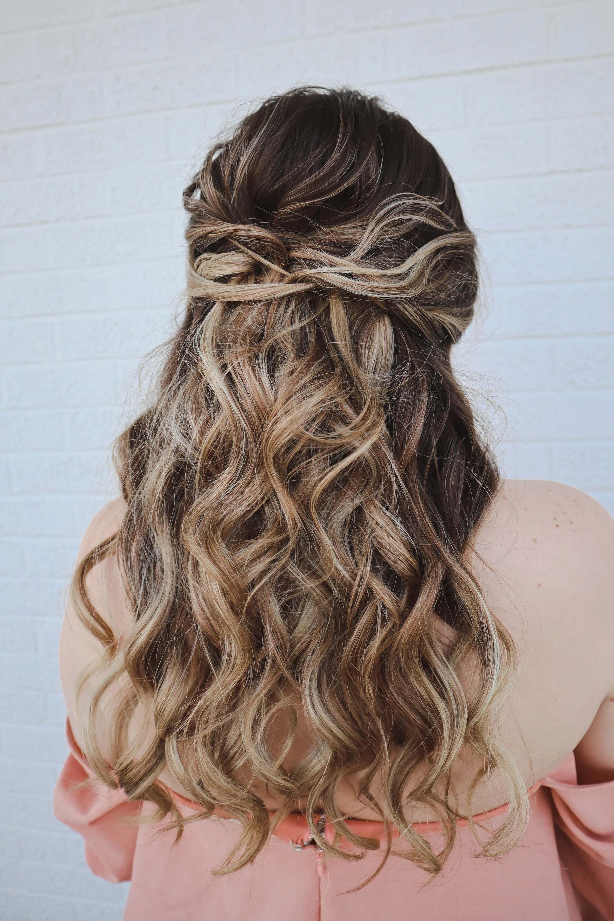 Tousled By Jess - Dallas Bridal Hairstylist