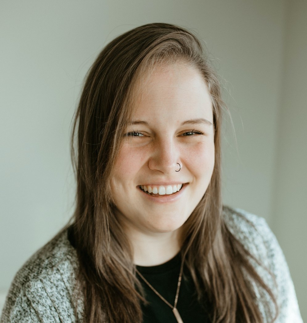 Meet Jess Bailey, Surrey Therapist — Tidal Trauma Centre