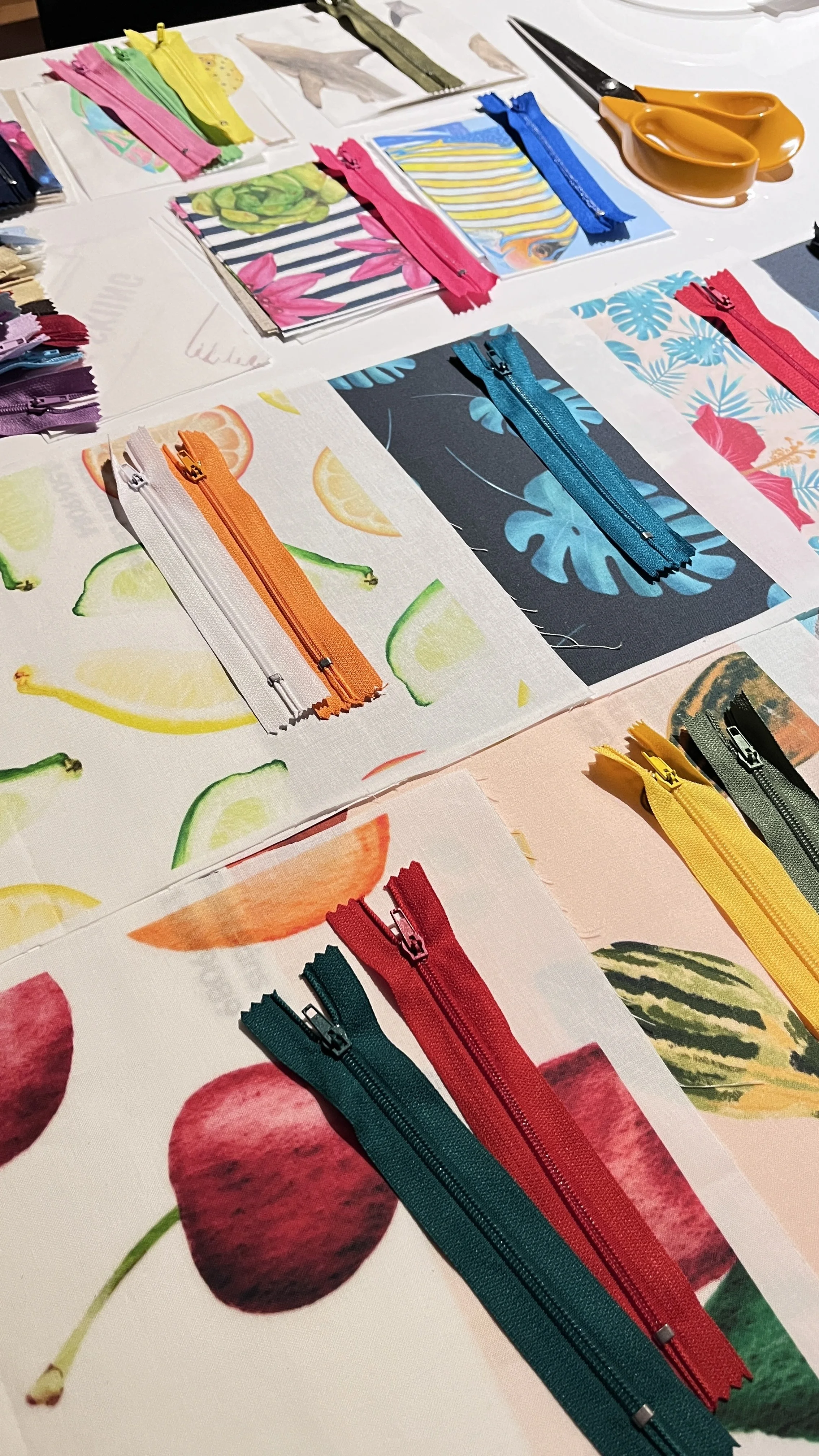 How to sew a fabric swatch purse — Alpine Tones Illustration