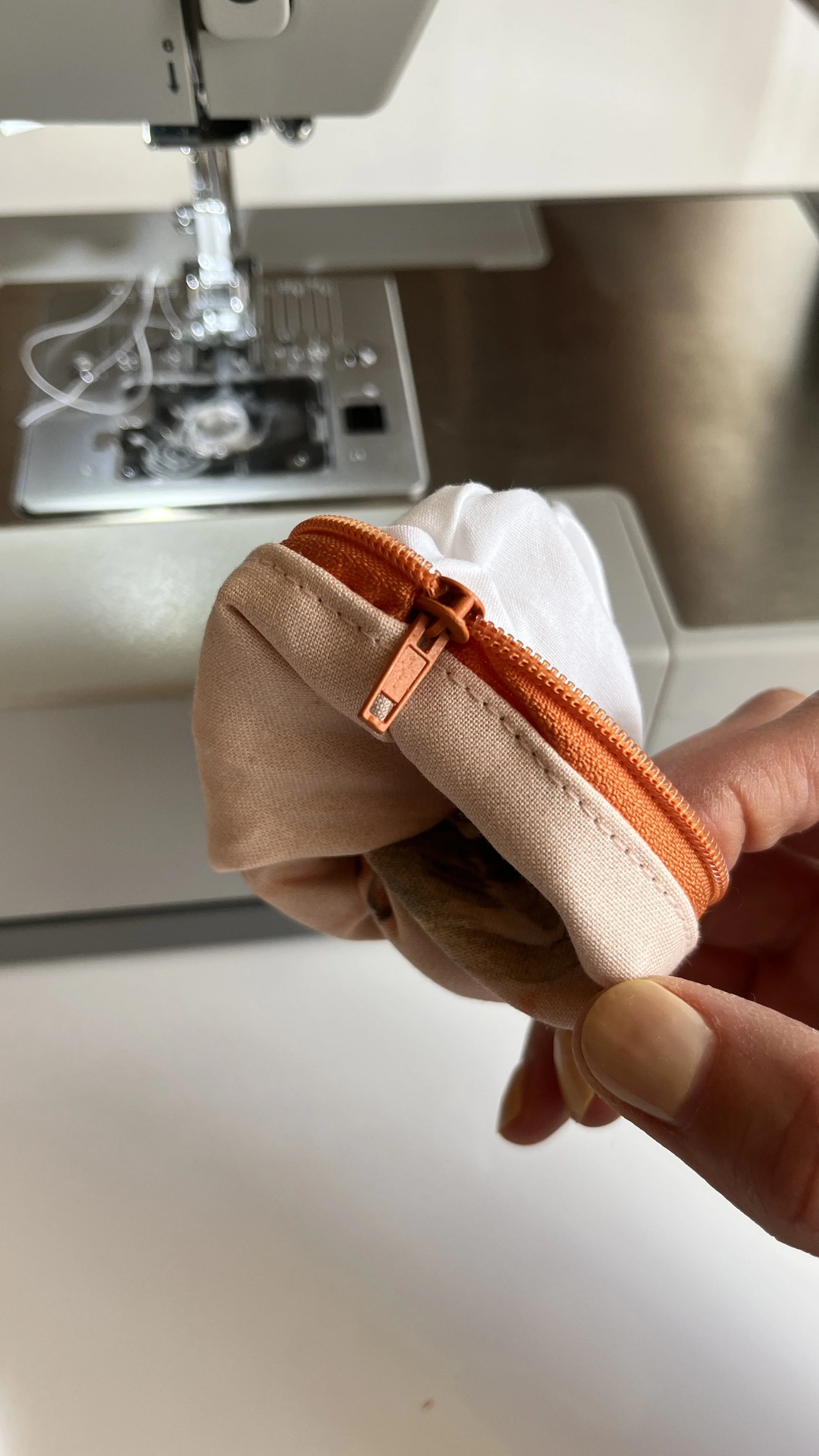 How to sew a fabric swatch purse — Alpine Tones Illustration