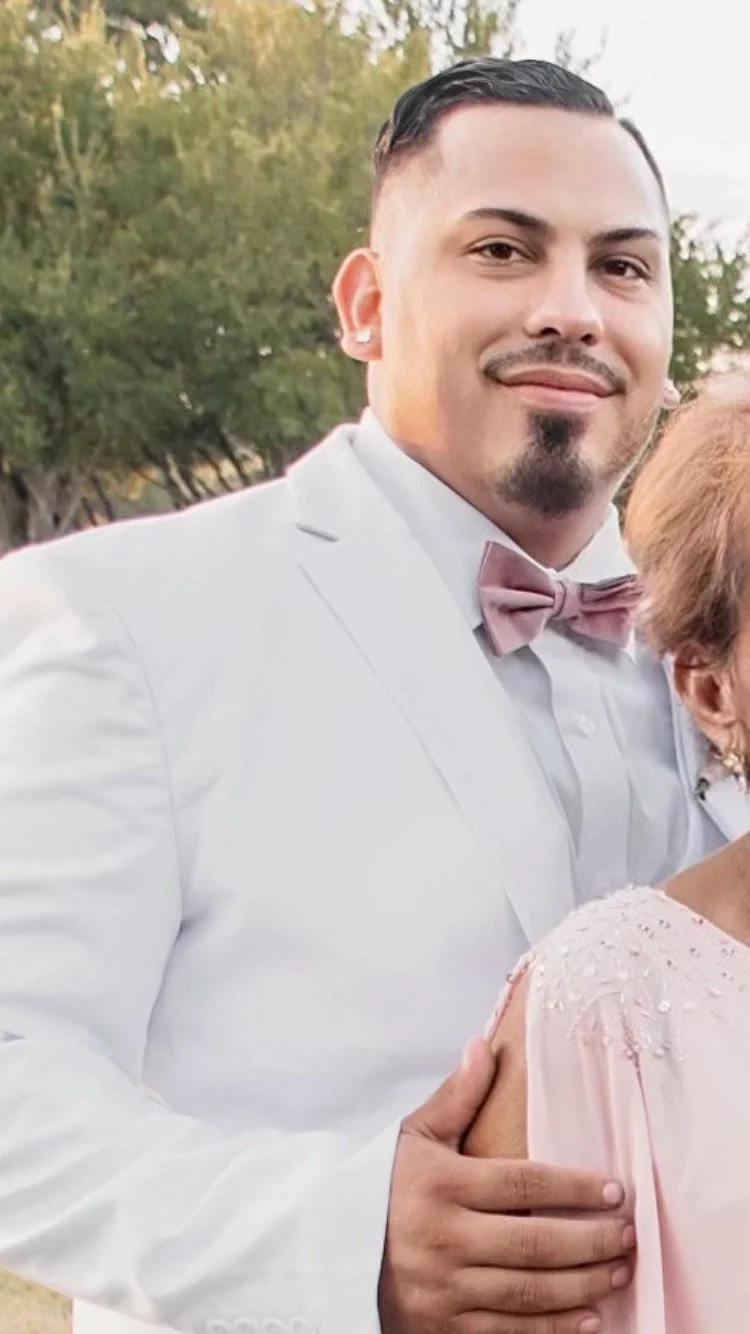 Dallas TX CHAMPAGNE WALL RENTALS Dallas photobooth dallas flower wall