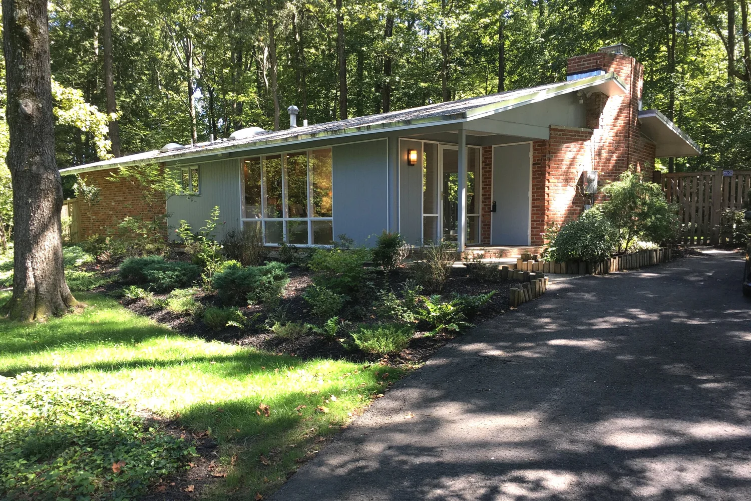 A Field Guide to the Houses of Hollin Hills — The Hollin Hills Journal