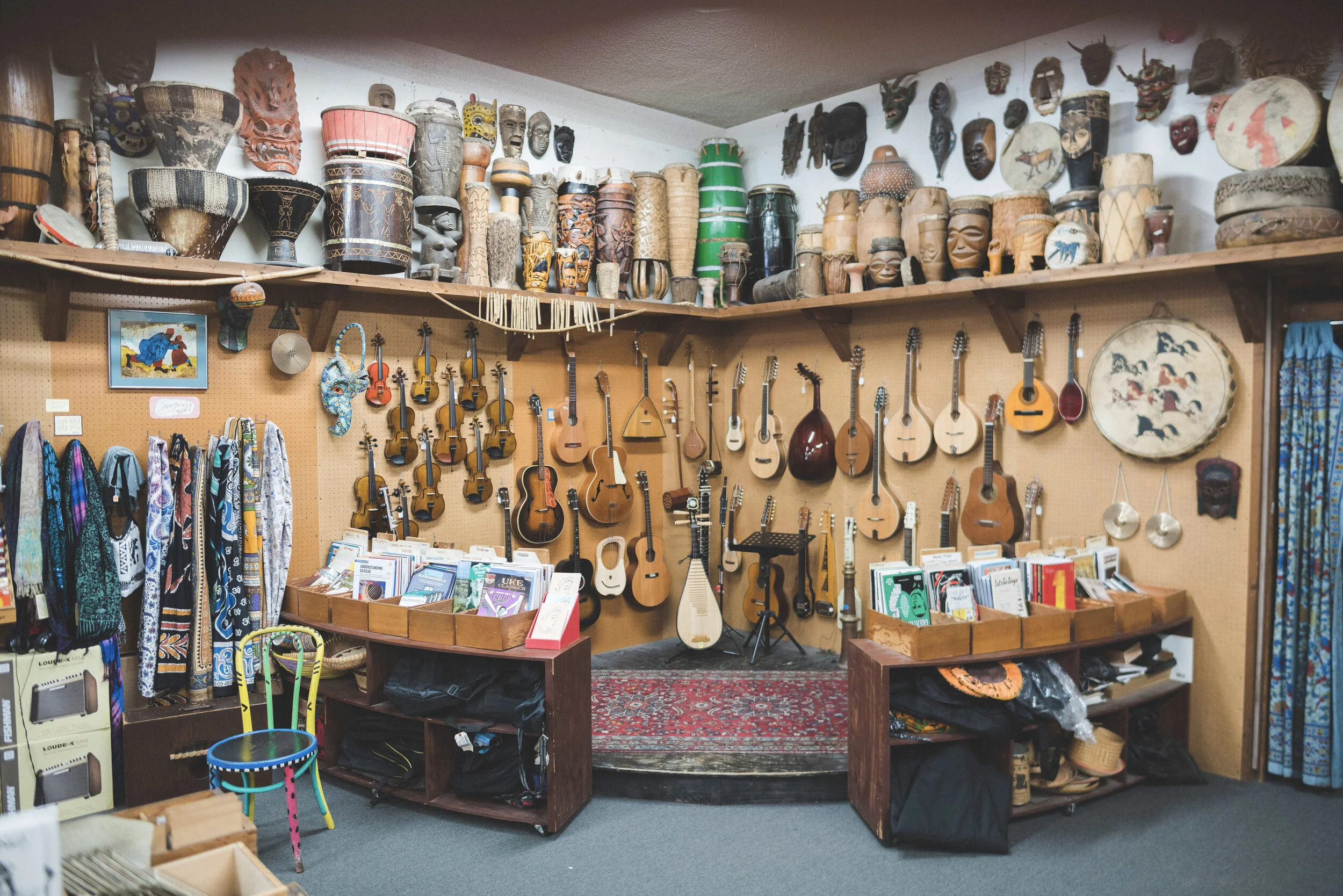 Photo Gallery — Folk Music Center