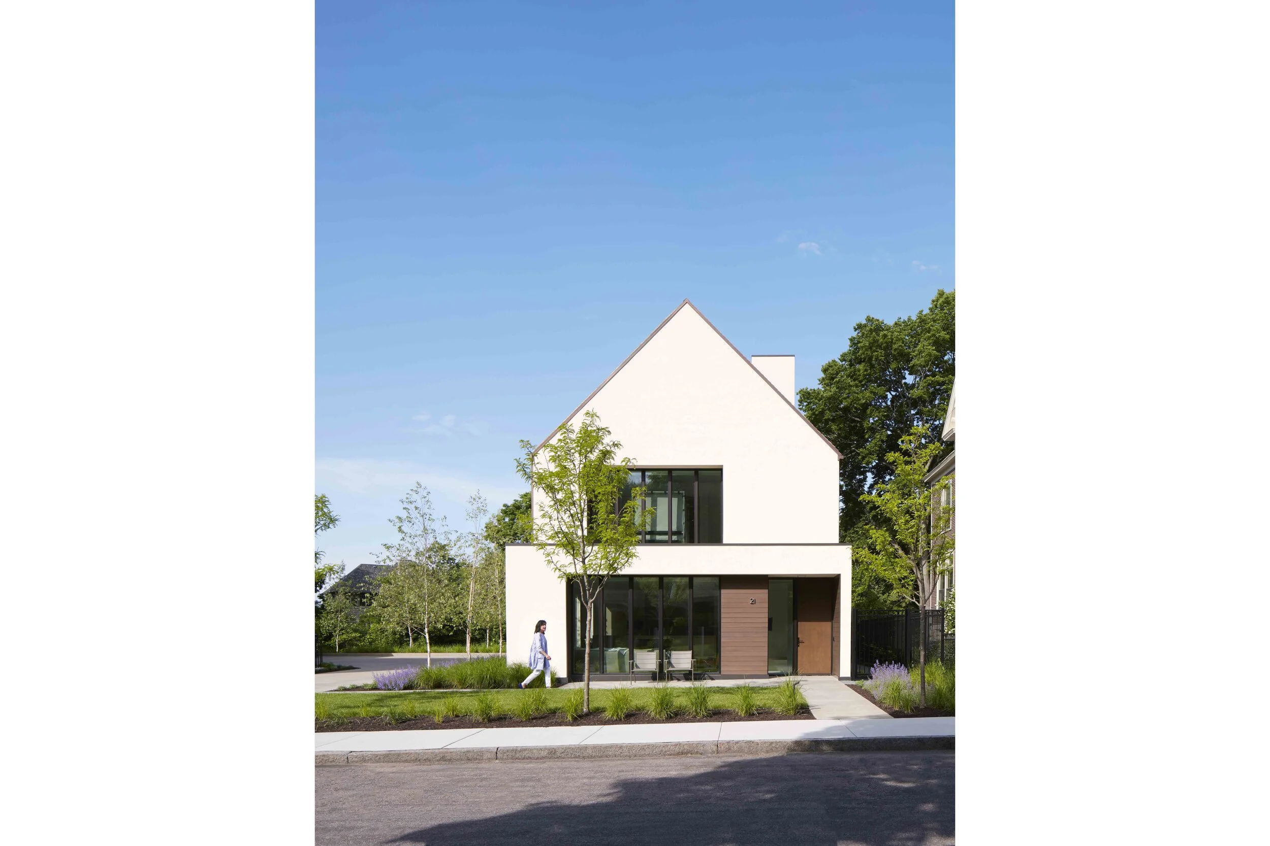 A Pairing of New Homes Integrates Contemporary, Barrier-Free Design ...