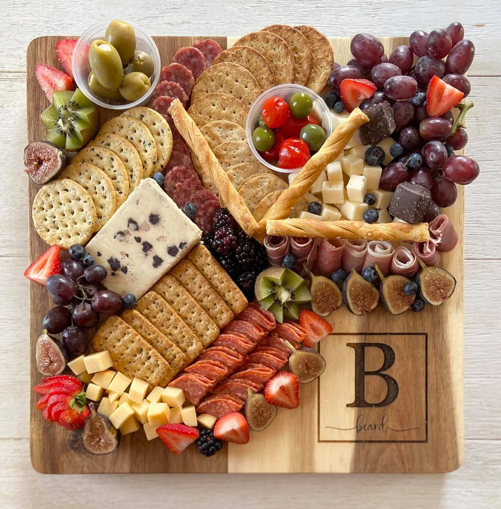 Store 2 — The Snacky Plate