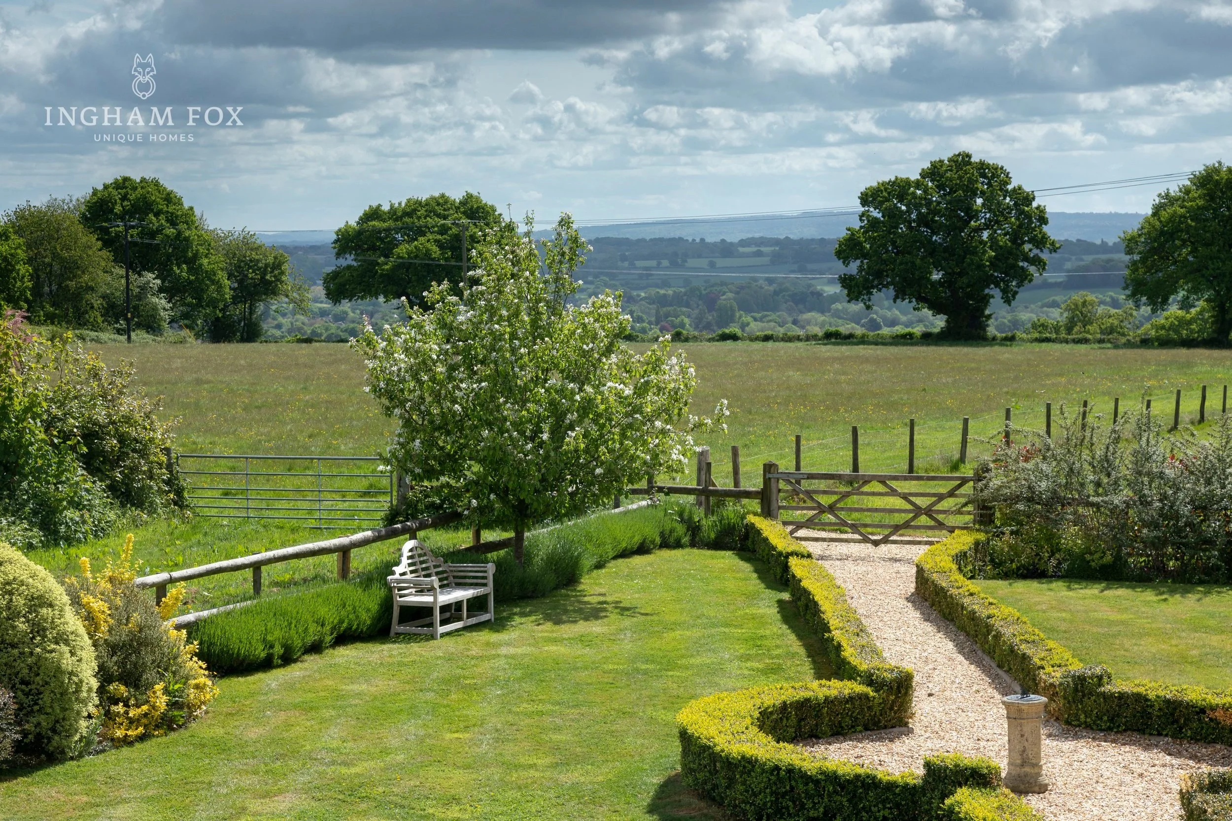 Ingham Fox Estate Agent | Estate Agent in Farnham