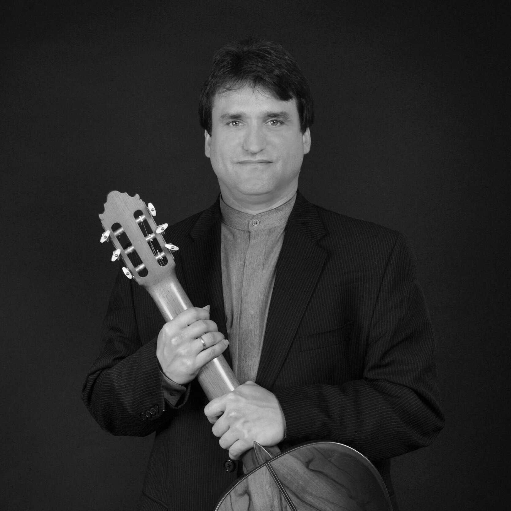Altamira Guitars