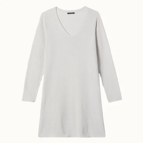 Sustainable Materials: The Case for Natural Fabrics in Clothing
