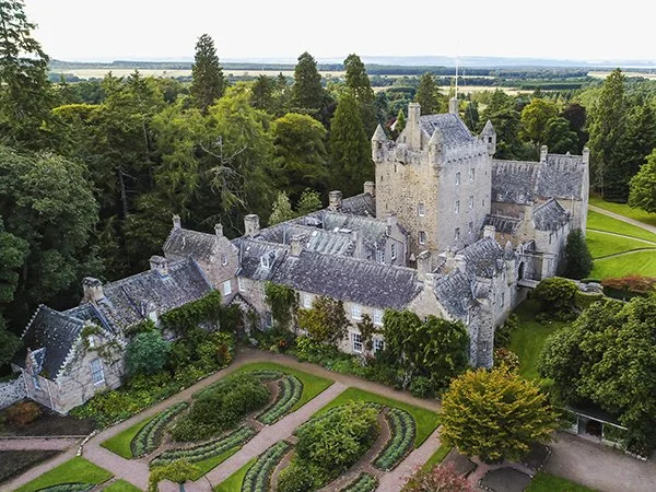 2509 Castles & Gardens — Adderley Travel