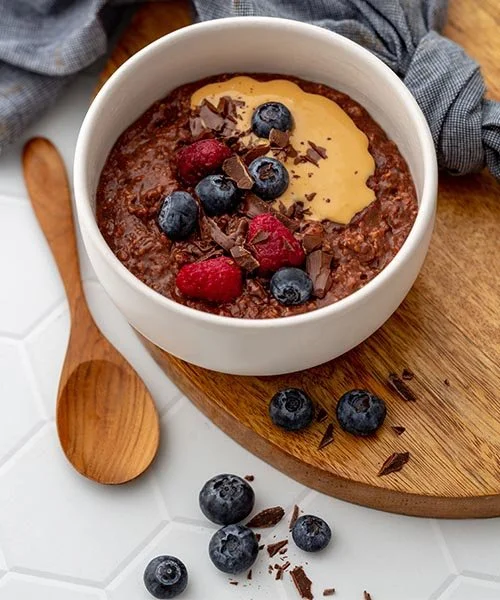 Low FODMAP Chocolate protein porridge — Recipe — Noisy Guts