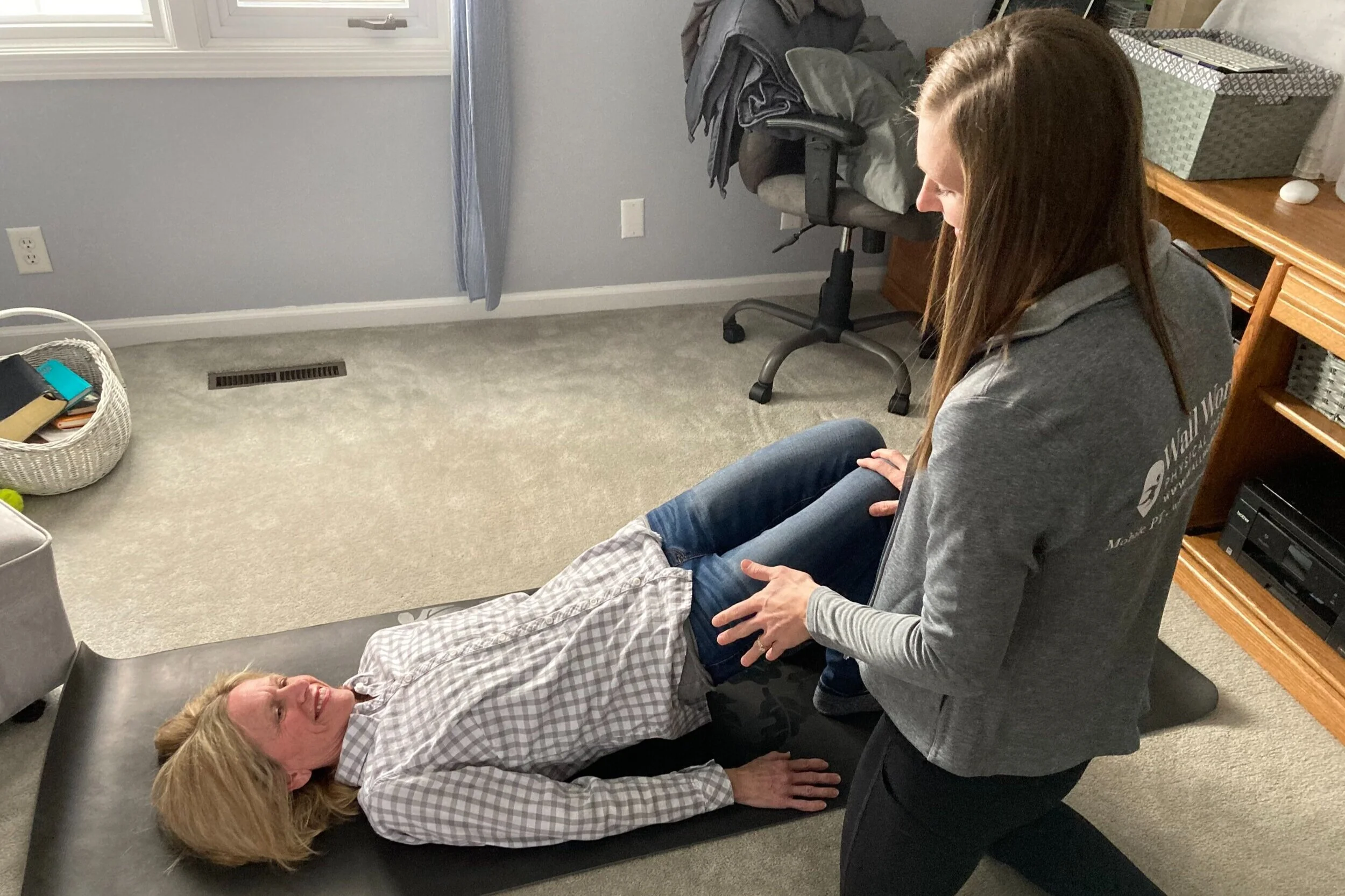 PREGNANCY AND POSTPARTUM PELVIC FLOOR PHYSICAL THERAPY | MOMS IN MOTION PT