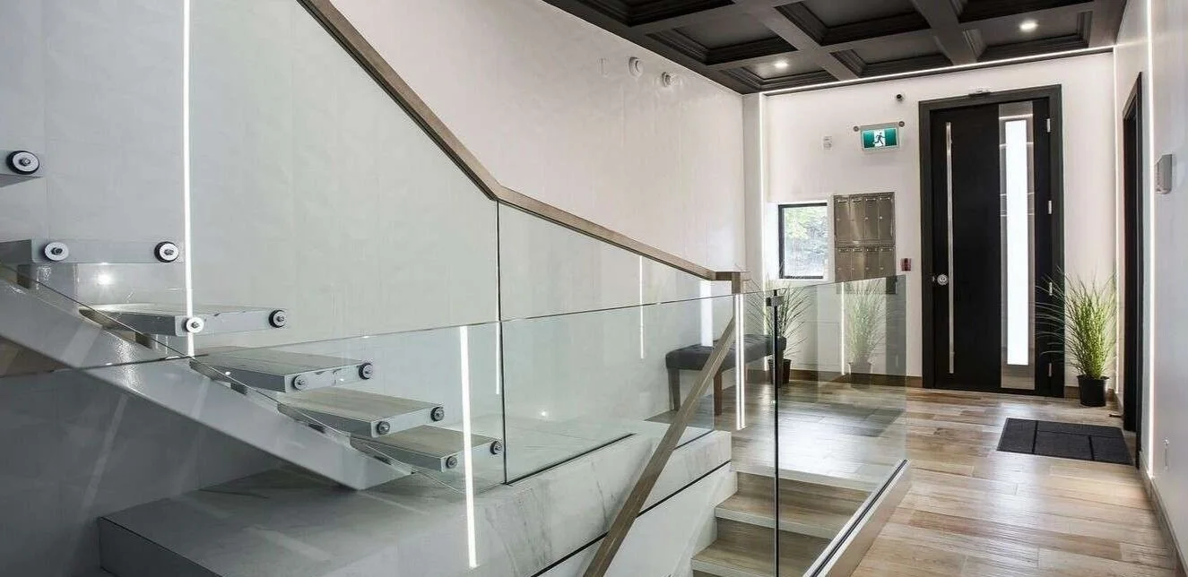 Ottawa's Glass and Mirror Experts - Mirror Works Inc.