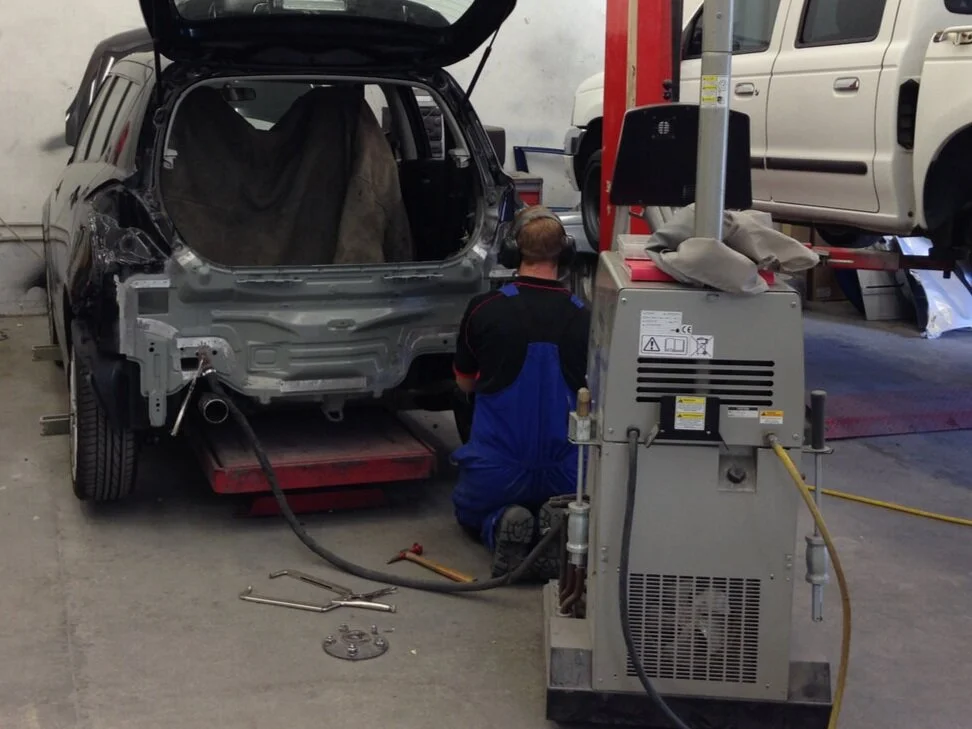 Panel beaters Sovereign Panel & Paint in Wellington, New Zealand ...