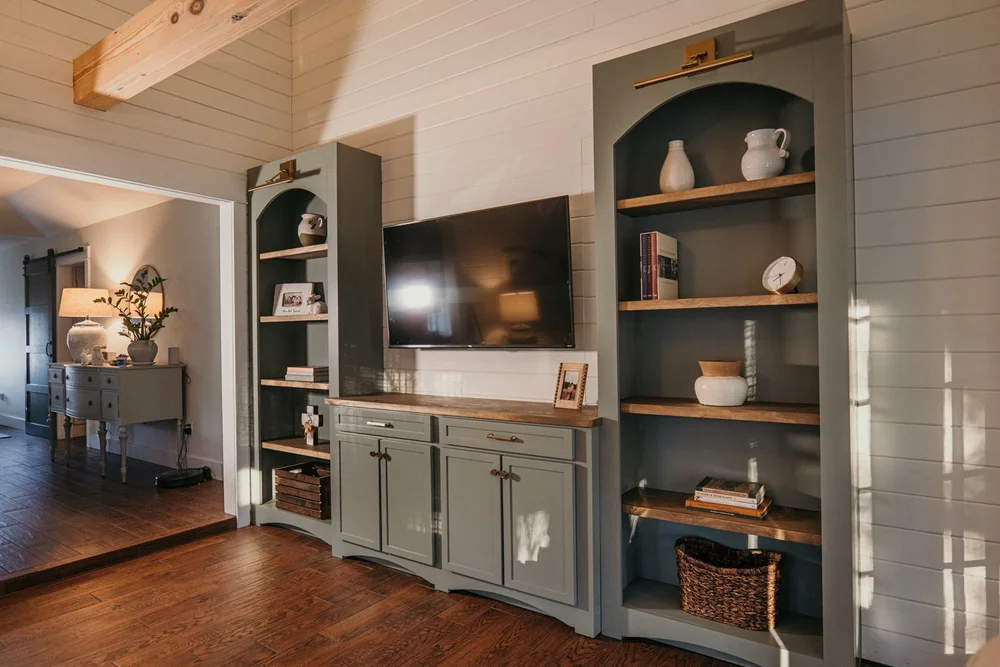 DIY Reception Desk Plans — Woodbrew by Dylan Strachan