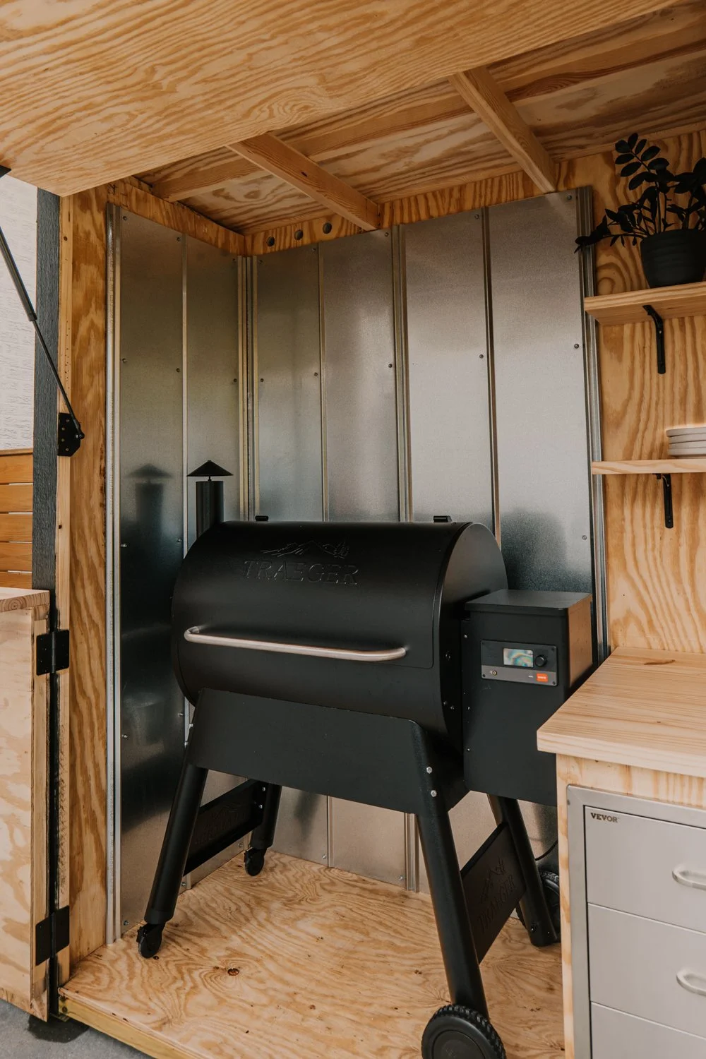 DIY Reception Desk Plans — WOODBREW