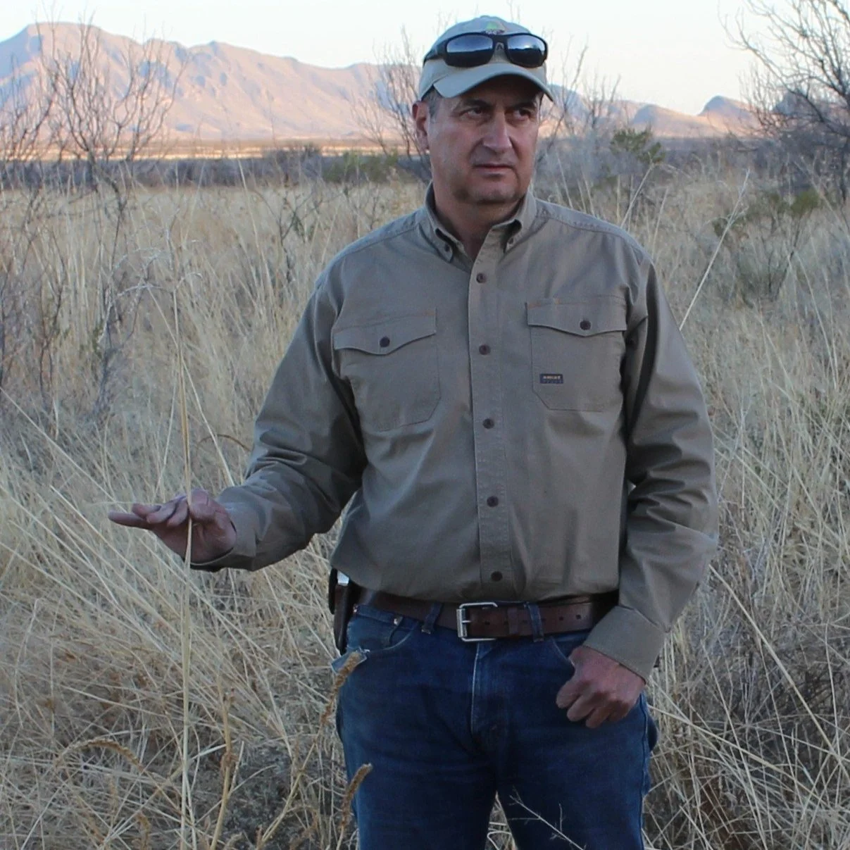 Alejandro Carrillo — Cuenca Los Ojos