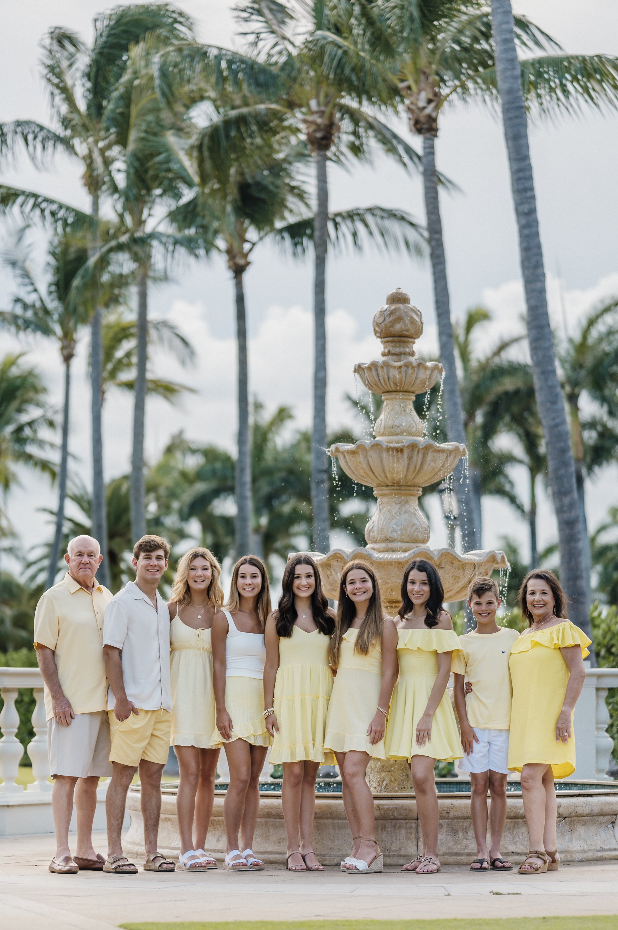 VanderHoff Studio. Wedding and Family Photographer