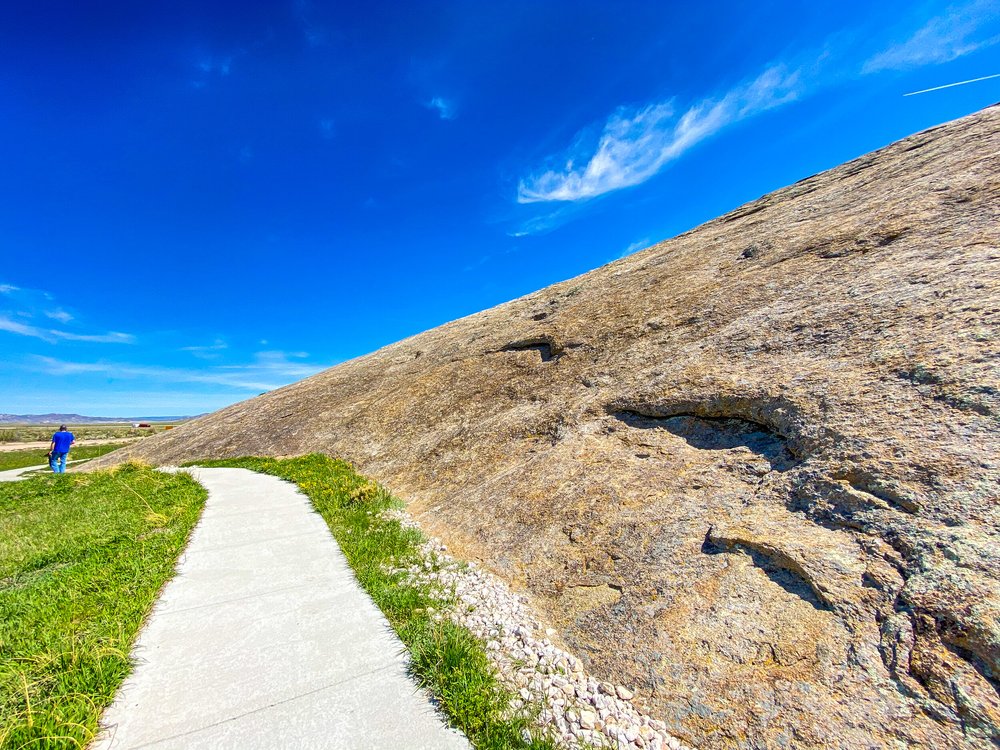 Independence Rock | Historic Wyoming — Live WYld Magazine