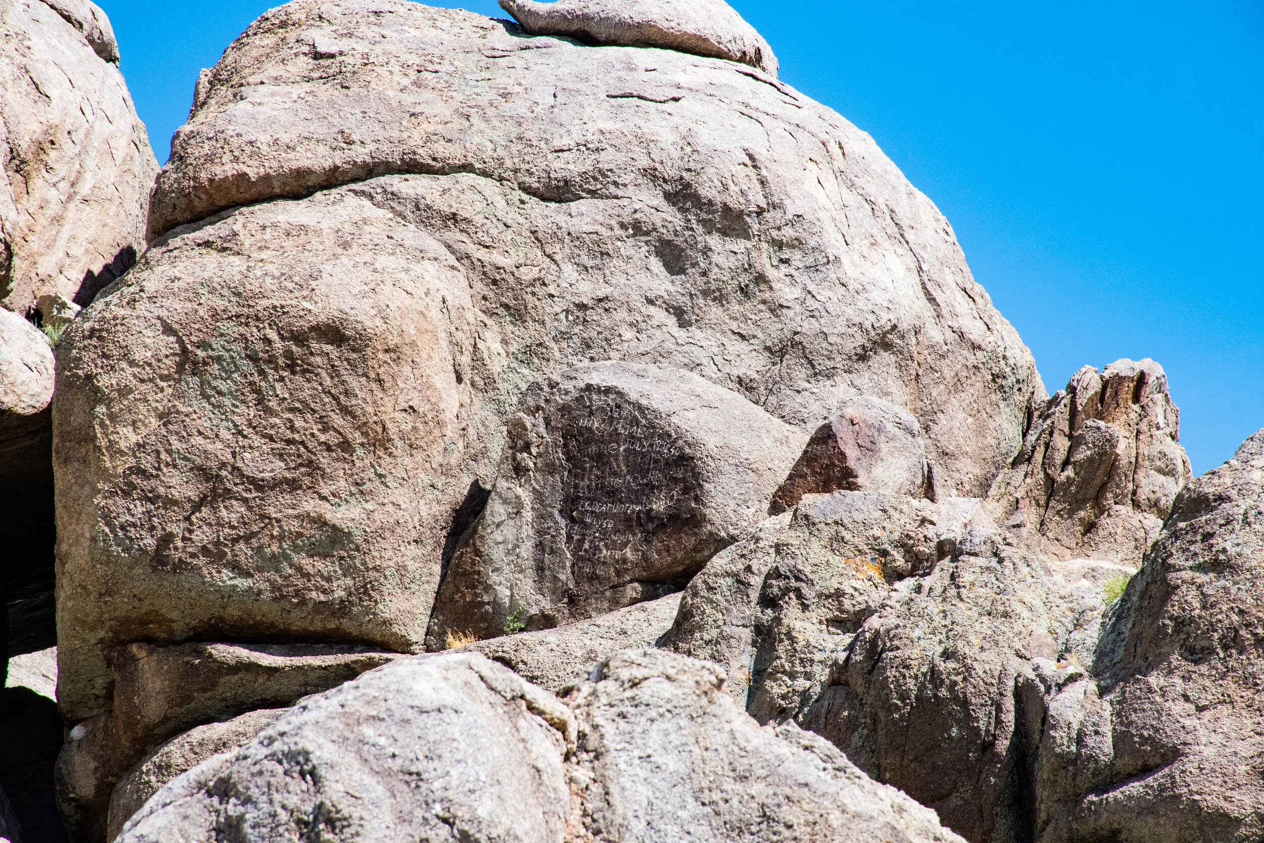 Independence Rock | Historic Wyoming — Live WYld Magazine
