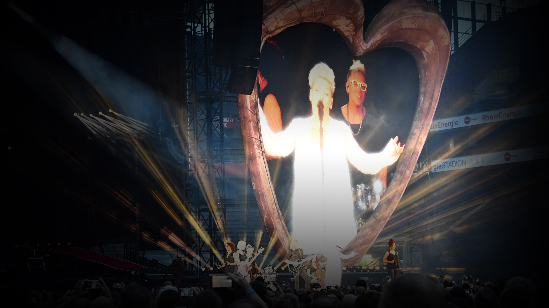 Mark Schulman - Rockstar Keynote, Performance Driver, Celebrity Drummer ...