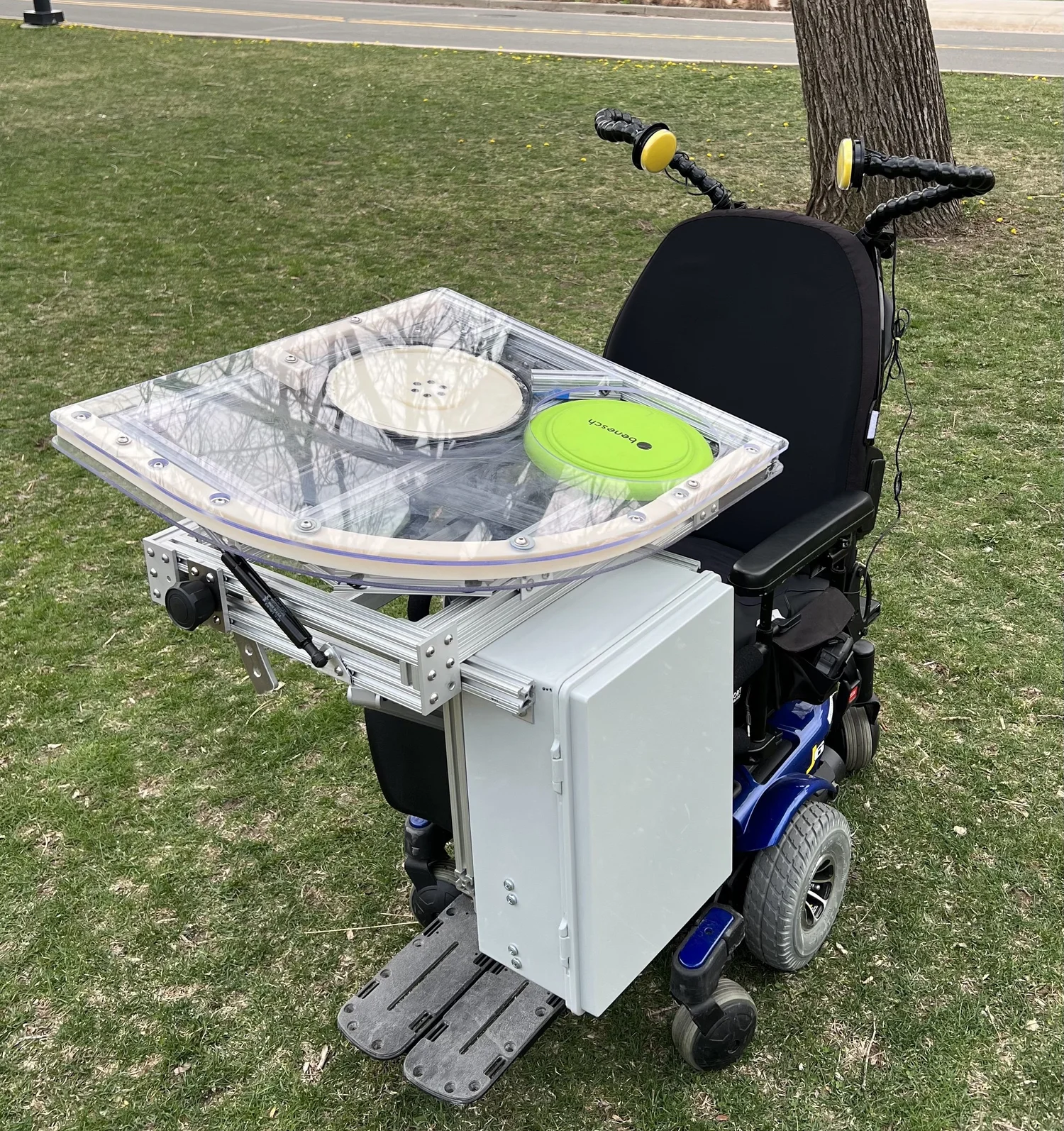 Wheelchair-Mounted Frisbee Golf Disc Launcher — Katie Schutt