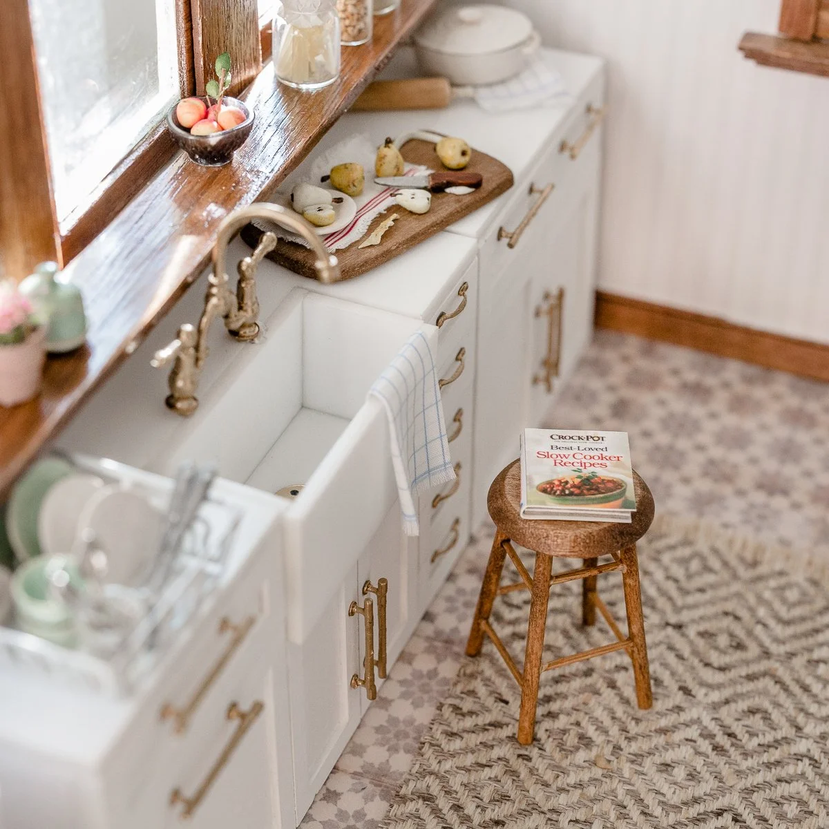 Beacon Hill — Velvet Rabbit Miniatures