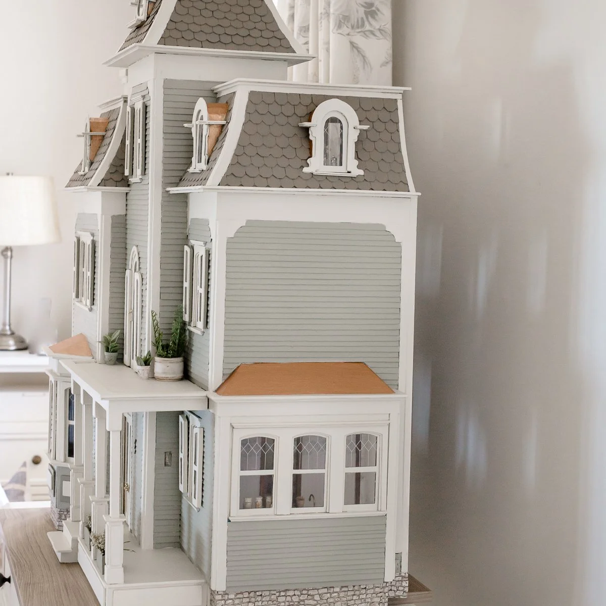 Beacon Hill — Velvet Rabbit Miniatures