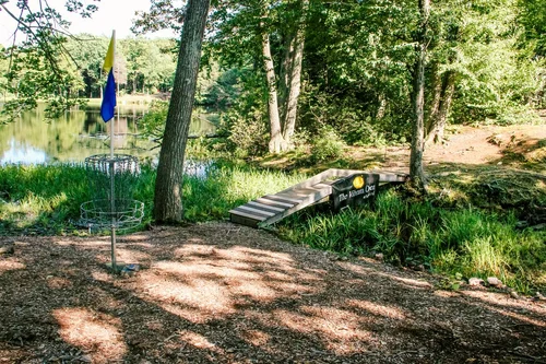 MAPLE HILL DGC — The Disc Golf Photographer