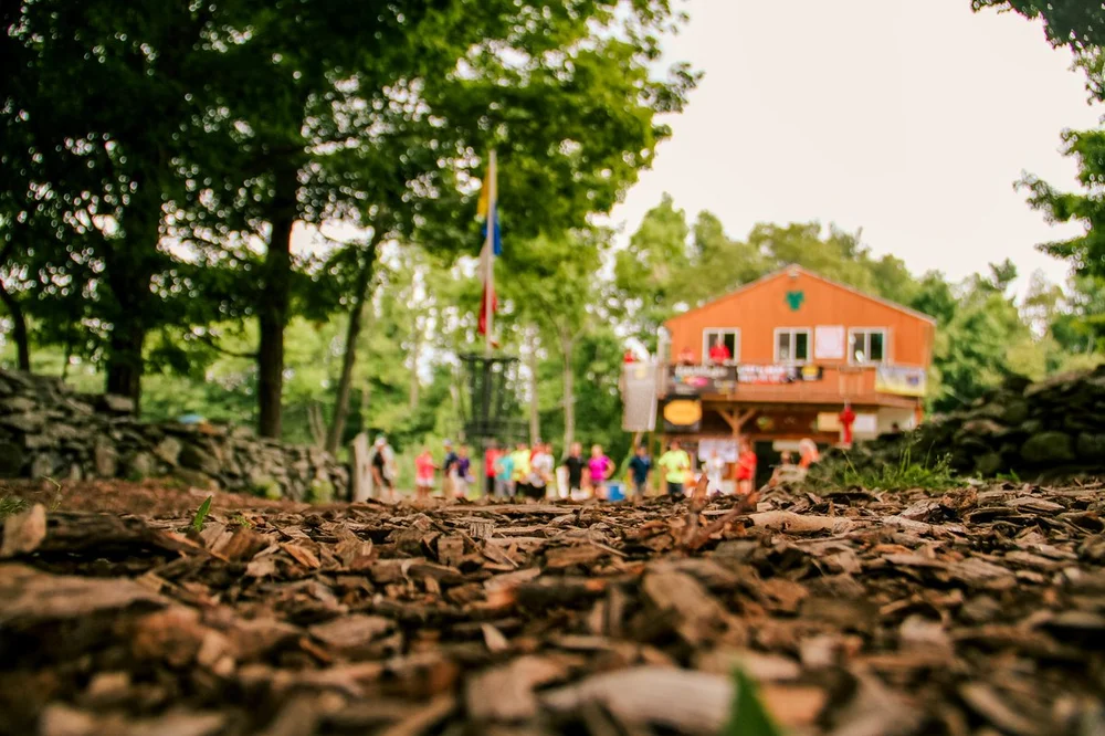 MAPLE HILL DGC — The Disc Golf Photographer