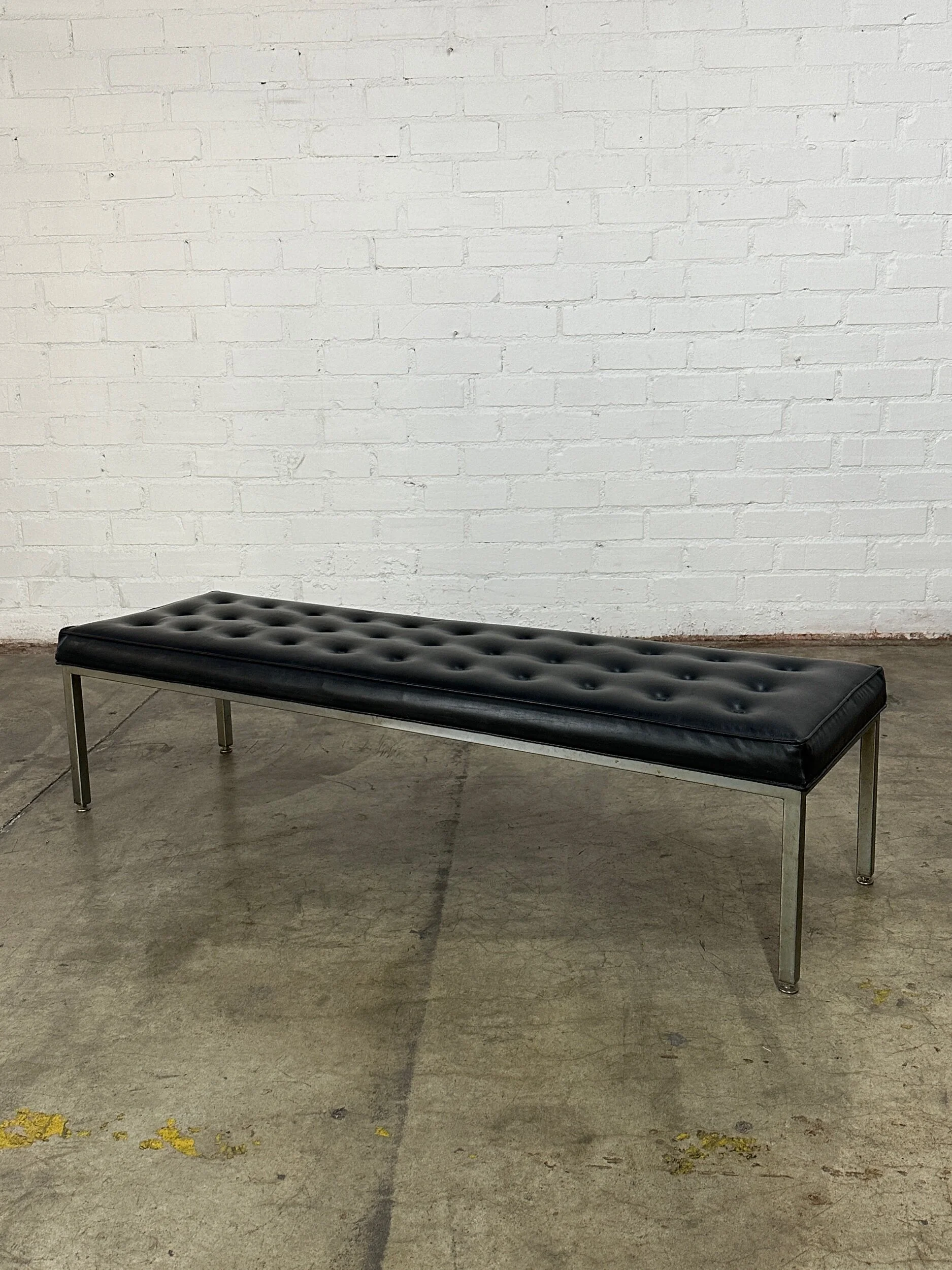 Vintage On Point channel tuft waterfall bench — VINTAGE ON POINT